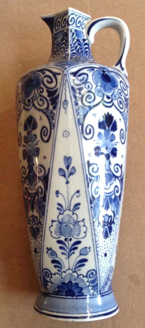 Dutch Porcelain - Delft Flask / Decanter .....255 mm height.....handpainted was sold for R1,745. ...