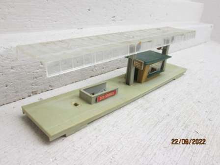 Scenery - HO SCALE : FALLER : STATION PLATFORM was sold for R50.00 on ...
