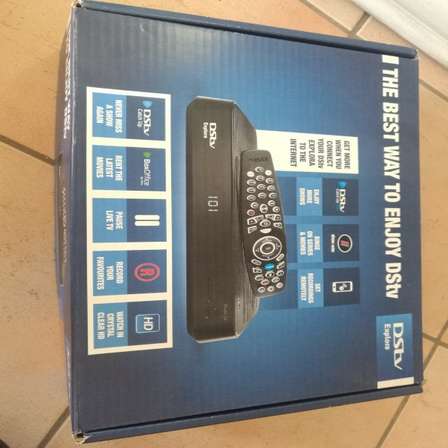 DSTV Decoders - DSTV HD PVR 2P Decoder with cables and 2 remotes was ...