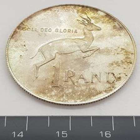 One Rand - 1982 South Africa Silver R1 Coin as per photo was sold for ...