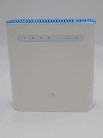 Wireless Routers - ZTE MF286C LTE 300Mbps 4G WiFi Router (Takes SIM ...