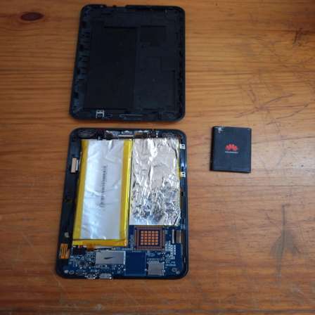 Other Smartphone Brands - Mercer Tablet - Cracked Screen - Extra Huawei ...