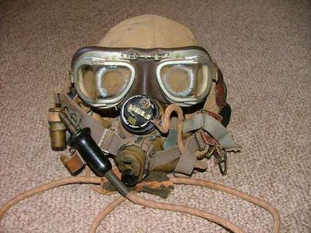 Headgear - WW1 PILOT HELMET (see pics for condition , 100 years old ...