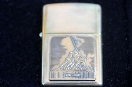 Lighters - A magnificent "World War II - a remembrance" Zippo set w 4x ...