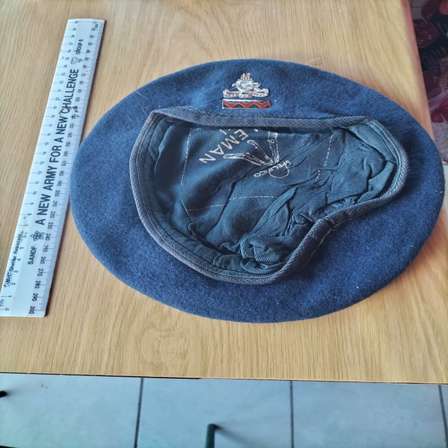South African Army - SADF Artillery Beret was sold for R355.00 on 30 ...