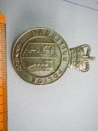 International Badges & Insignia - Mauritius police cap badge pre 1968 ...