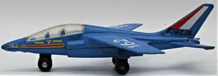 Models - Matchbox - 4x Skybuster Aeroplanes - 2x Jets , Crunchie Bi ...