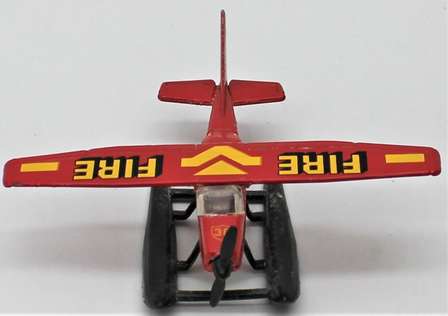 Models - Matchbox - 4x Skybuster Aeroplanes - 2x Jets , Crunchie Bi ...