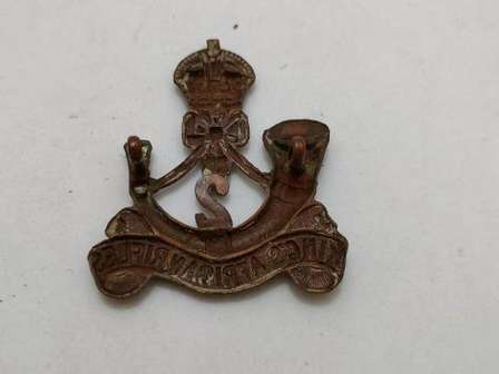 International Badges & Insignia - 2 King`s African Rifles Cap Badge. 2 ...