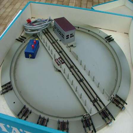 Railway - Marklin Turntable 7186 3Rail AC Like New In Box. With Remote ...