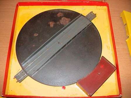 Railway - TRIANG OO/HO RAILWAYS R.45 TURNTABLE SET. was sold for R76.00 ...