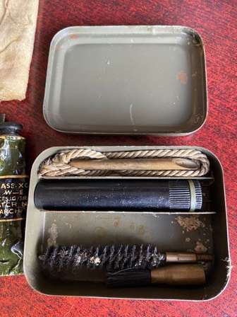 Other War Memorabilia - RHODESIAN FN CLEANING KIT-COMPLETE WITH SIGHT ...