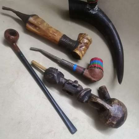 Smoking Accessories - HUGE COLLECTION OF VINTAGE AFRICAN SMOKING PIPES ...