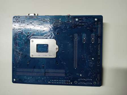 Motherboards - Gigabyte H61M Motherboard with IO Shield **boots to bios ...