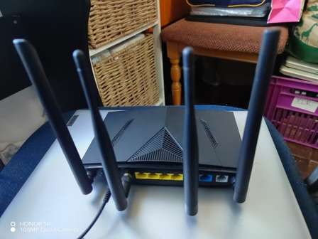 Modems - D-LINK DWR-956M 4G LTe router (It take a sim card) for sale in ...