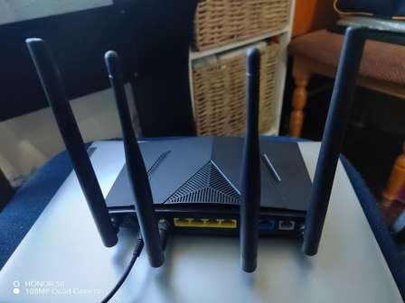 Modems - D-LINK DWR-956M 4G LTe router (It take a sim card) for sale in ...