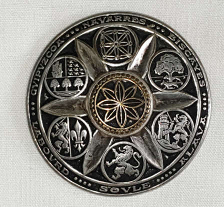 Other Antiques & Collectables - Antique silver Oritza brooch Zazpiak ...