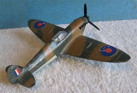 Models - SPITFIRE MK II # 719 by DINKY TOYS, MADE IN ENGLAND, MECCANO ...