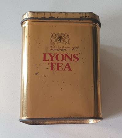 Tin - LYONS tea tin as per photos for sale in Bloemfontein (ID:594636267)