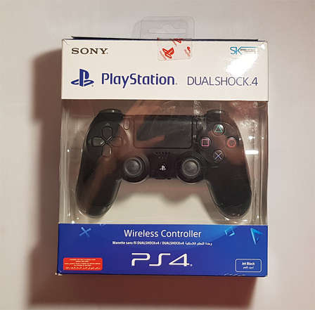 Controllers & Remotes - Official Sony Jet Black - V2 DUALSHOCK 4 DS4 ...