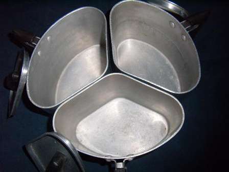 Pots - Hart Triangle 3 Pot with Lid Set. ***Lovely Condition ...