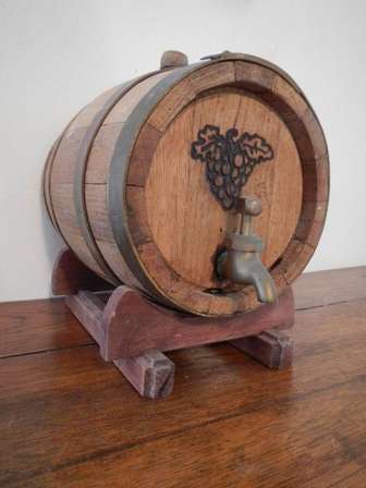 Casks, Barrels and Vats - Oak wine vat was sold for R114.00 on 15 May ...