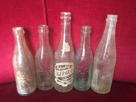 Advertising - The largest Bashews Bros BOTTLE Collection in the world ...