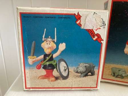 Vintage Toys - Vintage ASTERIX and OBELIX Action Figures mint in box ...