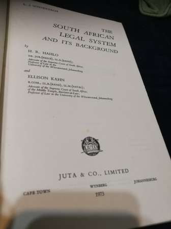 Law - THE SOUTH AFRICAN LEGAL SYSTEM AND ITS BACKGROUND H R HAHLO and ...