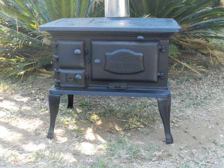 Appliances - Dover No 6 & 8 Coal stove was sold for R4,950.00 on 10 May ...