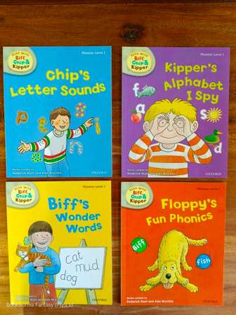 Picture Books - Read with Biff, Chip & Kipper by Roderick Hunt (Phonics ...