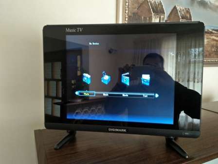 Televisions - Digimark Led TV 17inch was sold for R750.00 on 12 Dec at ...