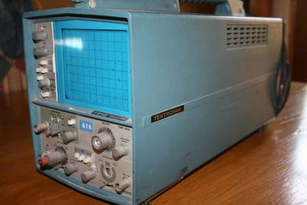 Test Equipment - TEKTRONIX T912 10mhz.double beam storage scope was ...