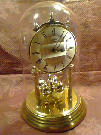 Mantel Clocks - A Vintage Glass Dome "RAPPORT" Est 1898 Mantel Brass ...