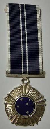 SADF & SANDF - Full Size Southern Cross Medal (1975) Marked Silver Nr ...