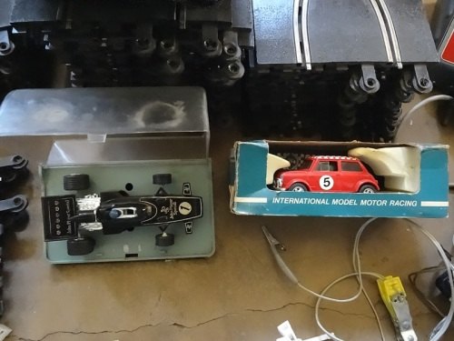 Sets - VINTAGE MASSIVE ORIGINAL TRI-ANG SCALEXTRIC WITH 4 CARS AND LOTS ...