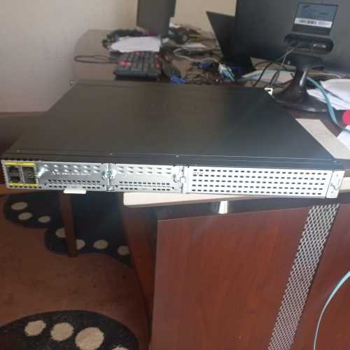 Network Security & Firewall Devices - Cisco ISR4331/K9 (3GE,2NIM,1SM,4G FLASH,4G DRAM,IP Base ...