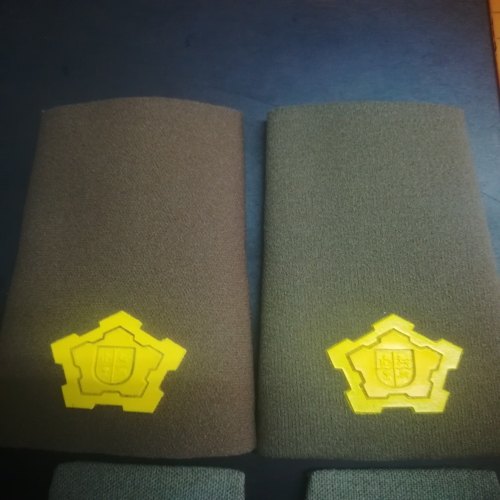 South African Army - SADF Major Ranks LOT (4x Items) was sold for R100 ...