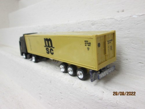 Scenery Ho Scale Volvo Road Truck With Msc Container Trailer Was