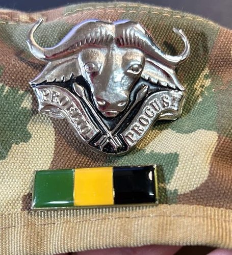 South African Army - SADF - Complete 32 Battalion Beret with Starbust ...