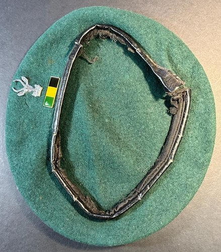 South African Army - SADF - Complete Infantry Beret was sold for R250 ...