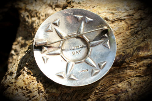 Other Antiques & Collectables - Antique silver Oritza brooch Zazpiak ...