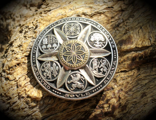 Other Antiques & Collectables - Antique silver Oritza brooch Zazpiak ...