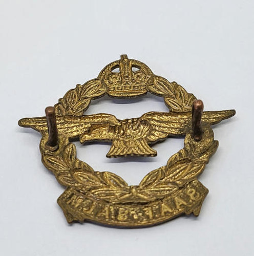 South African Airforce - WW2 SA Air Force cap badge was listed for R150 ...