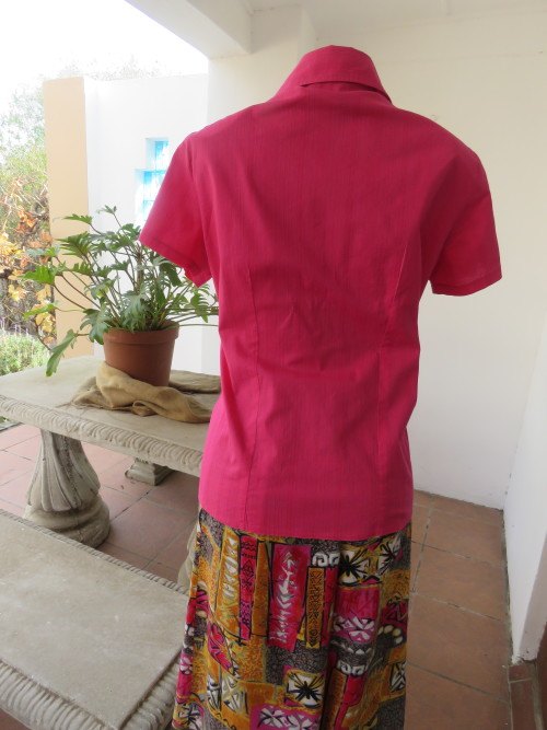 T-shirts & Tops - Attractive magenta pink top by 'FOSCHINI' in size 40/ ...