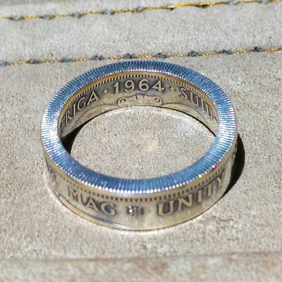 Rings - UNIQUE 1964 Republic of SA 20c Unity is Strength / Eendrag Maak ...