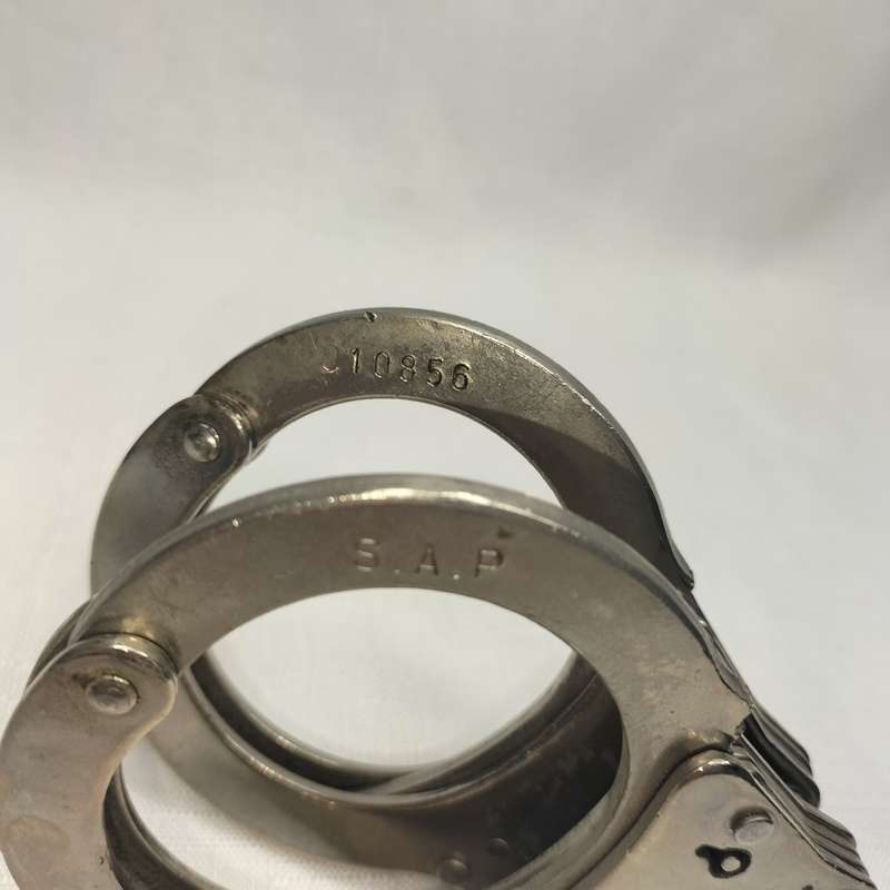 Kit - SAP Handcuffs, no key!!! was sold for 31.00 on 12 Jun at 21:45 by ...