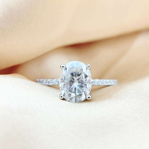 Engagement Rings - 1.00 Carat Moissanite Oval **GRA Certified** VVSI/D ...