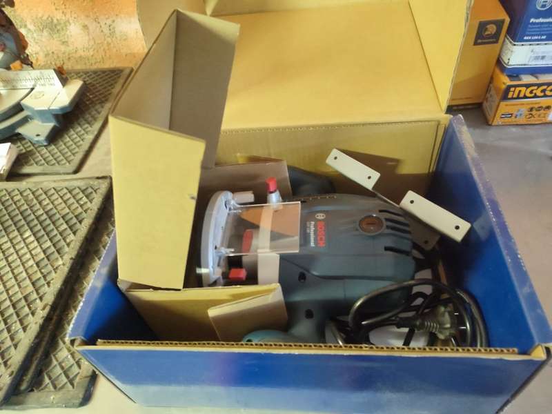 Routers - Bosch Professional | Router GOF 130 1300W was sold for 910.00 ...