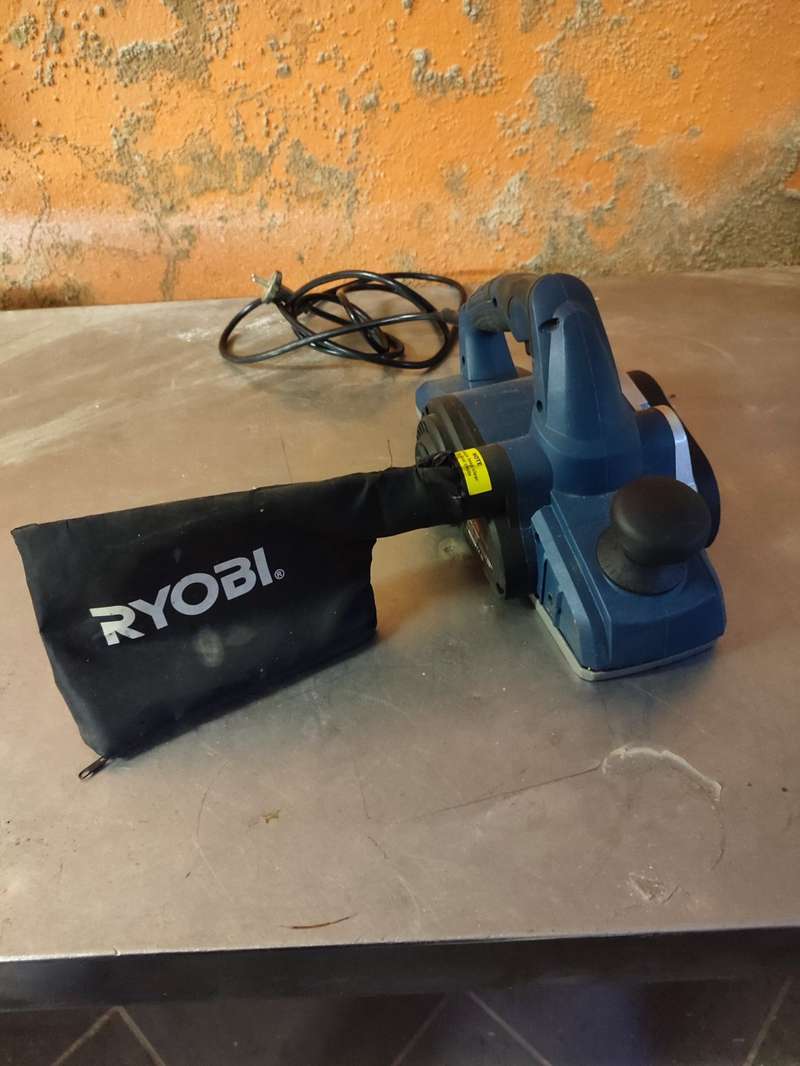Planers - Ryobi Electric Planer / Jointer for sale in Komatipoort (ID ...